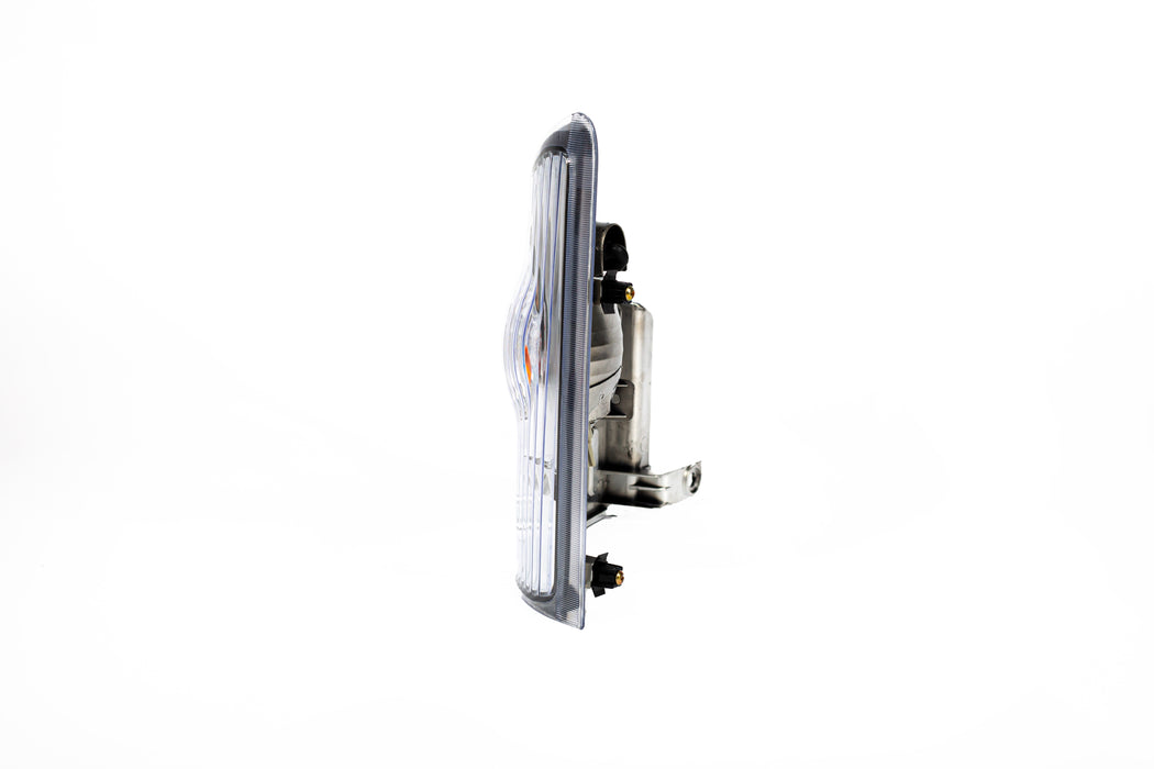 Isuzu NRR/NPR/NQR Turn Signal Lamp — Evertrust Truck Parts