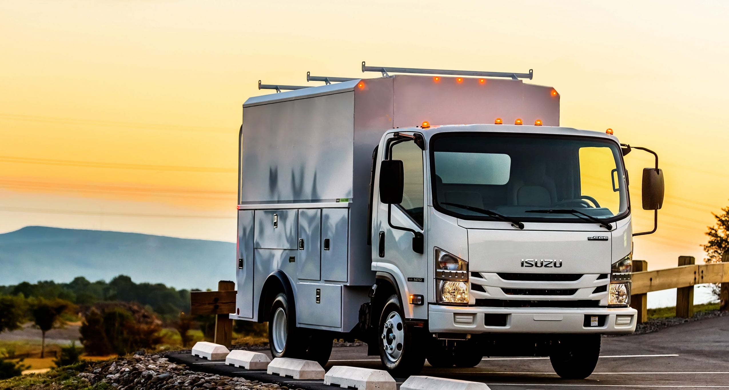 Peterbilt 579 Next Gen Chrome Mirror Assembly — Evertrust Truck Parts